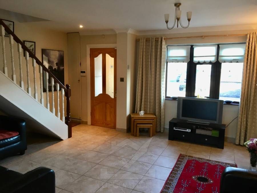 41 Birchwood Heights Springfield Tallaght Dublin 24, Ireland D24 W8C4